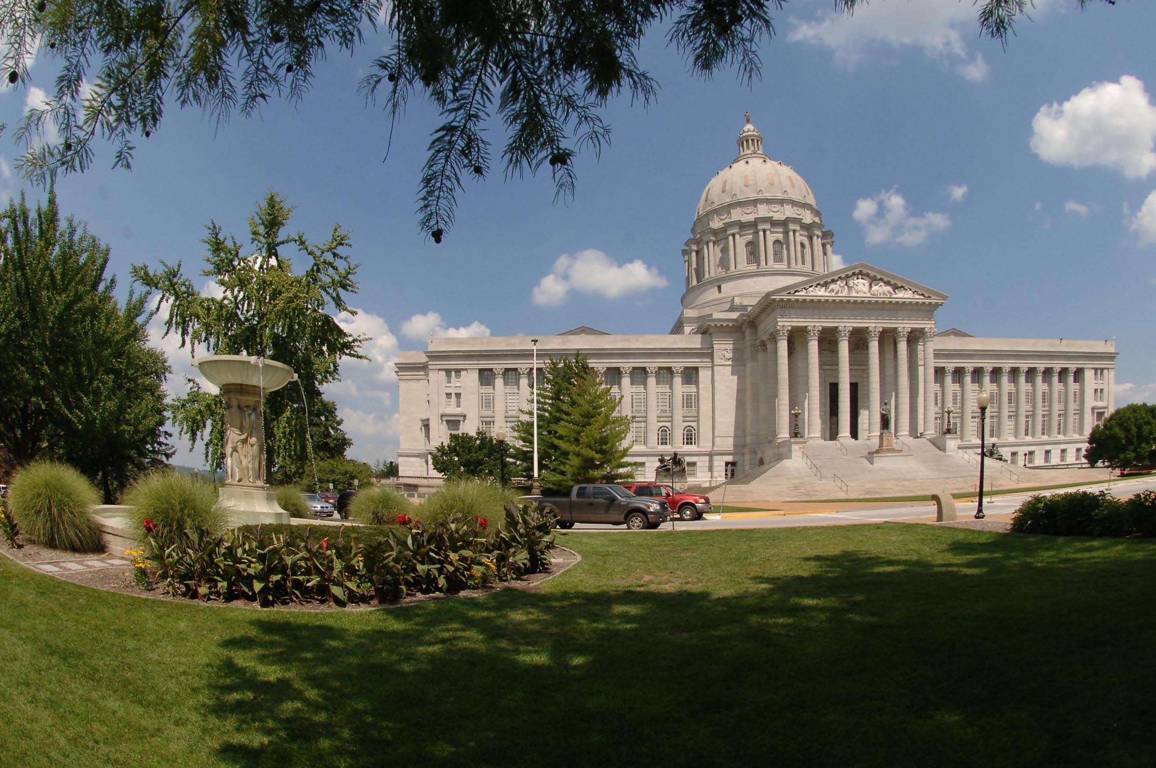 Missouri House Passes Bills On Crime Giving Guns To Kids missouri-house-passes-bills-on-crime-giving-guns-to-kids