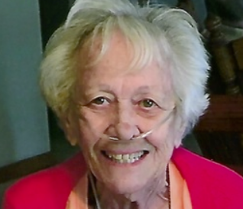 Kelly Strouse's Instagram, Twitter & Facebook on IDCrawl