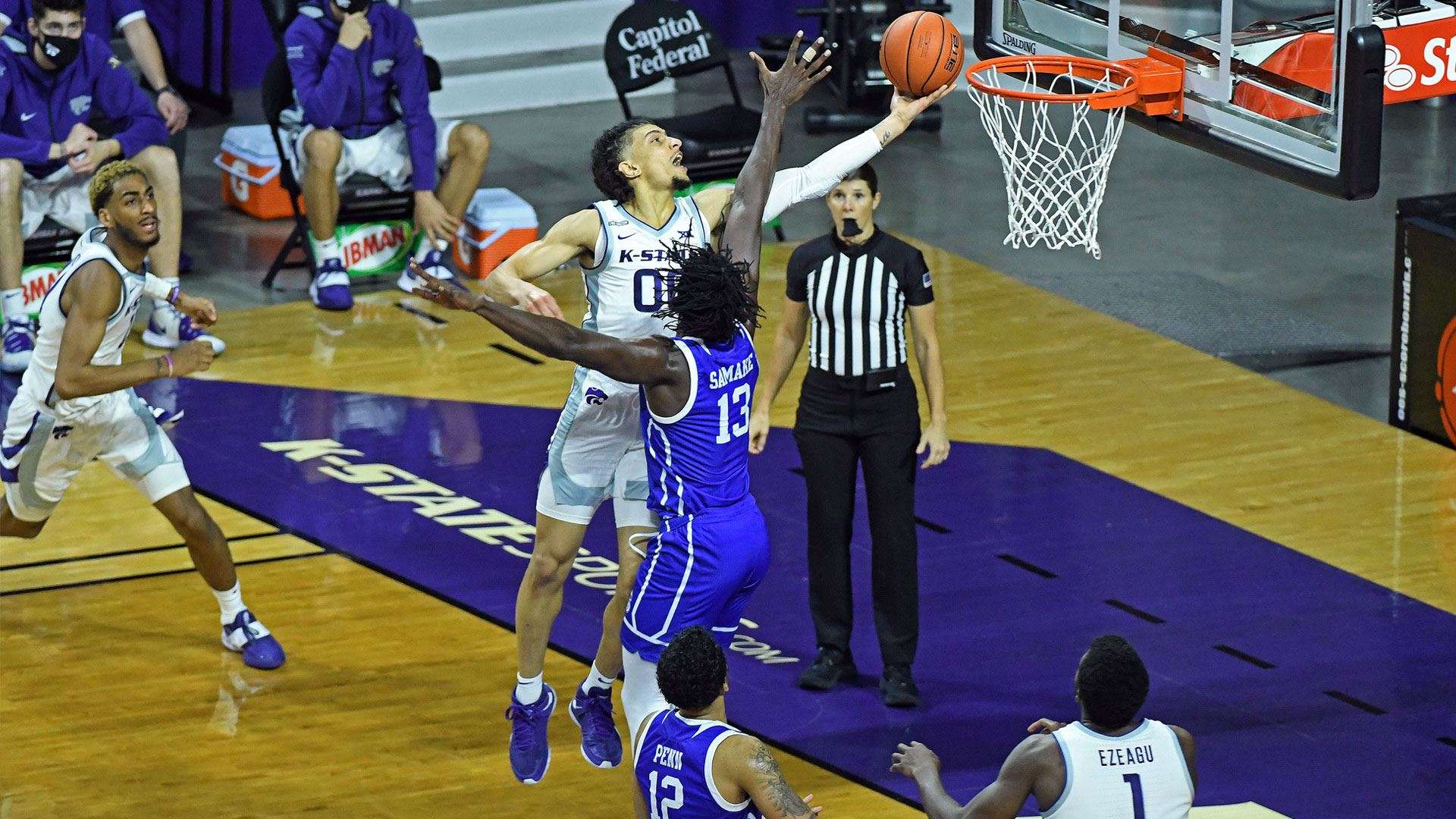 🏀 Sturtz’s double-double helps send Drake past Kansas State