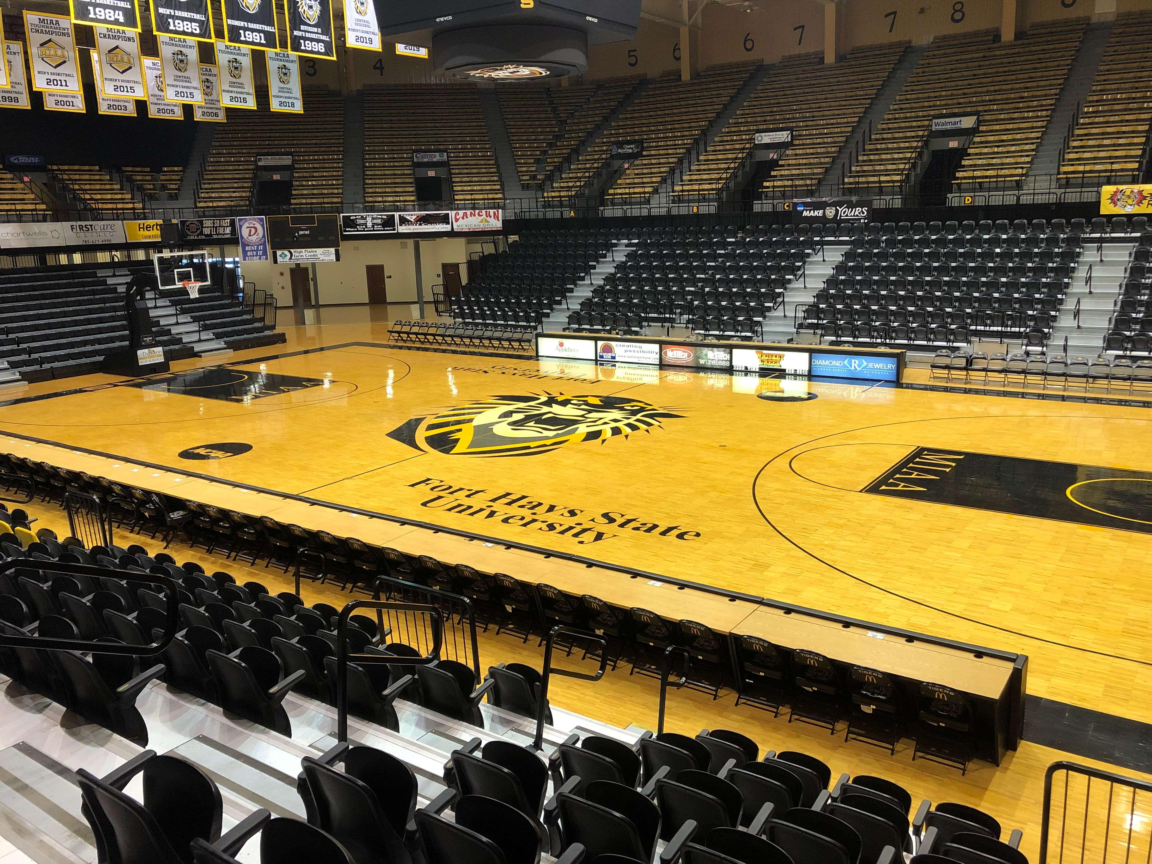 Gross Coliseum voted No. 1 arena in Division II