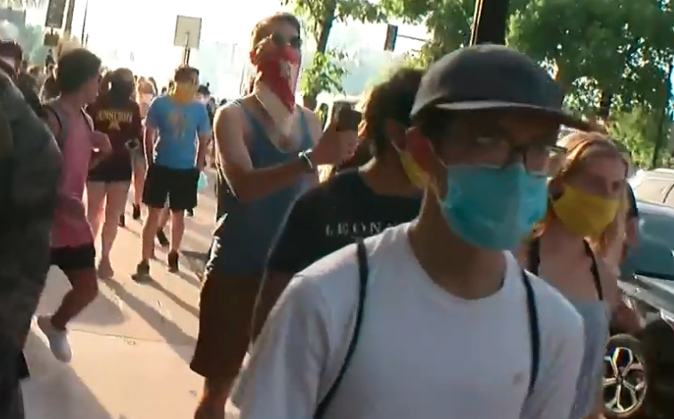 Massive protests raise fears of new virus outbreaks