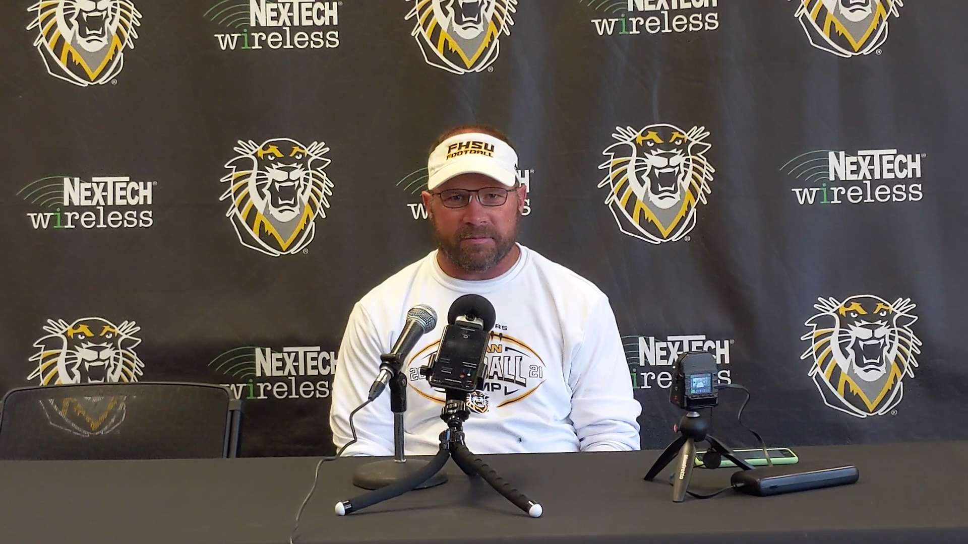 🏈📹FHSU weekly press conference
