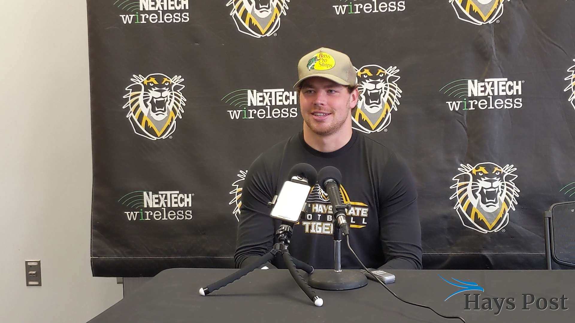 🏈📹FHSU weekly press conference