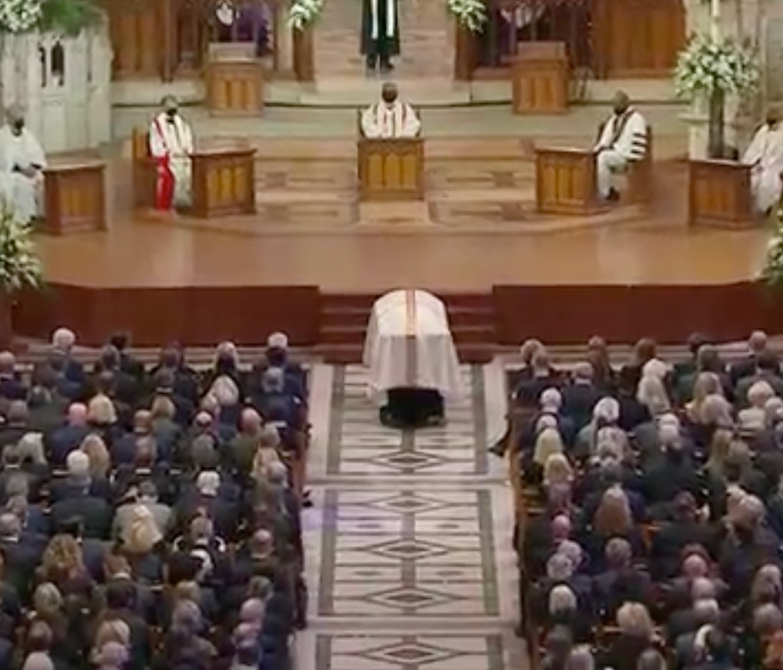 🎥Bob Dole remembered as 'giant of our time and of all time'