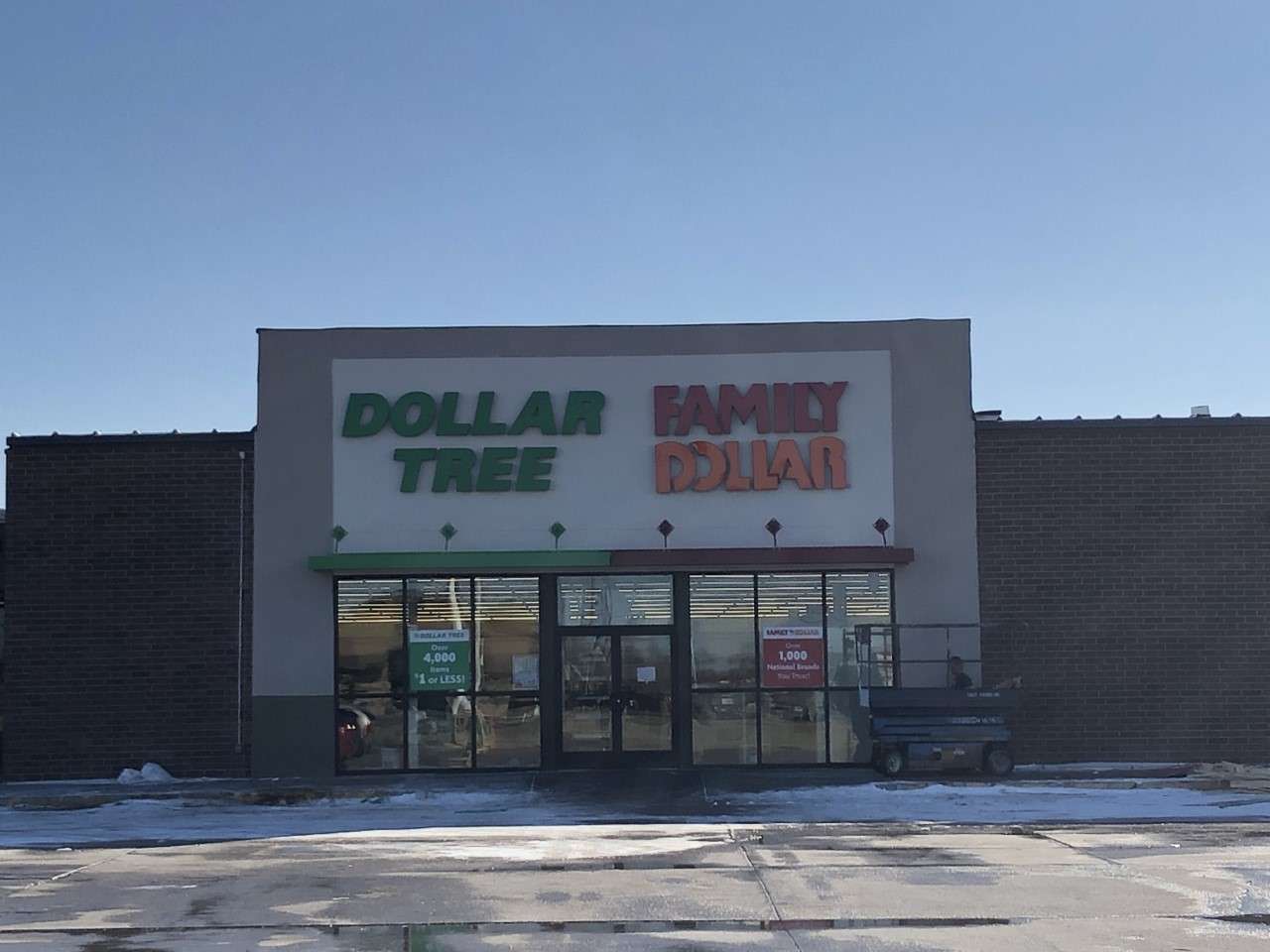Dollar Tree, Family Dollar move into Alliance Plaza