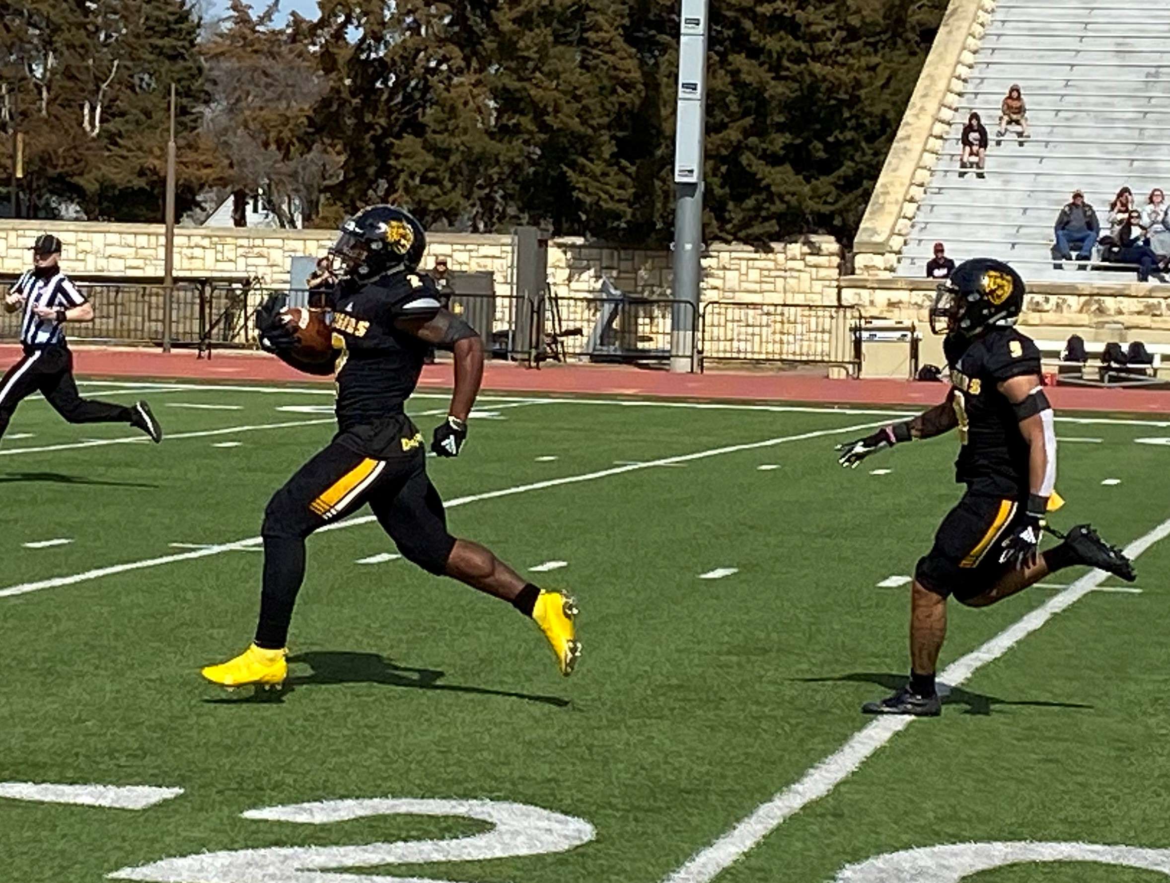 🏈 FHSU returns to field with scrimmage against SWOSU