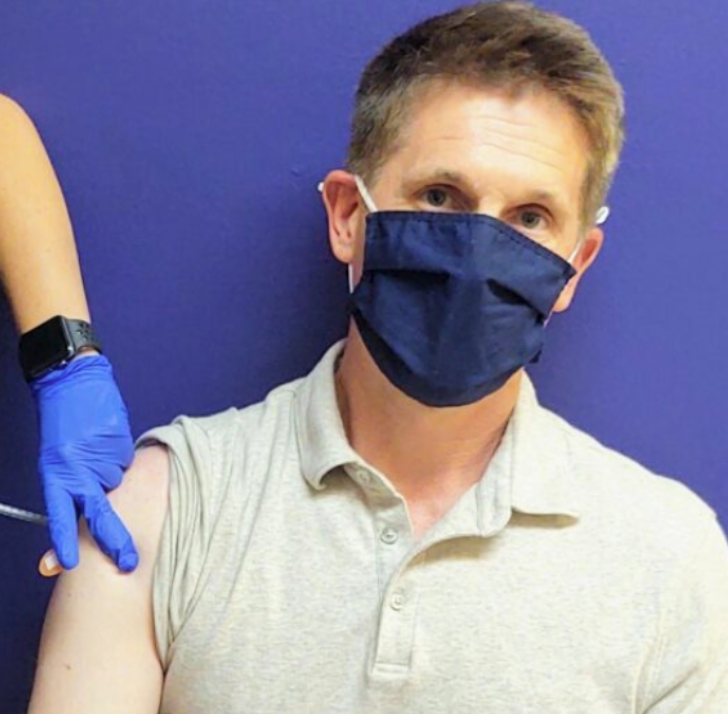 GOP Kan. representative adds conservative voice to vaccination campaign