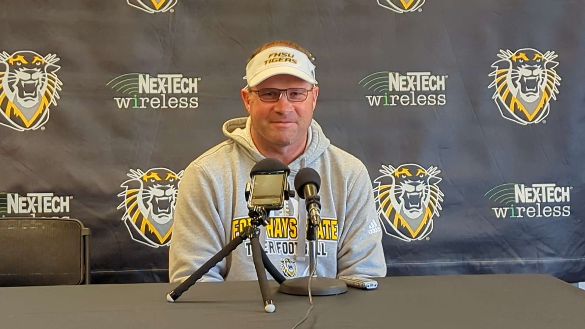 🏈📹 FHSU weekly press conference