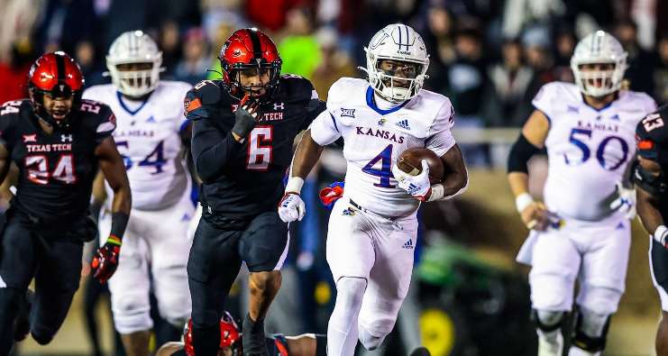 🏈 Shough, rushing attack boosts Texas Tech over Kansas