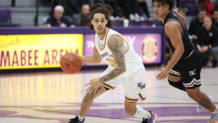 Coyote men's basketball routs Bethel, stays undefeated