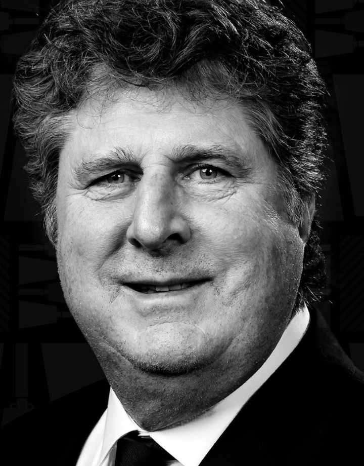 Mississippi State football coach Mike Leach dies at 61