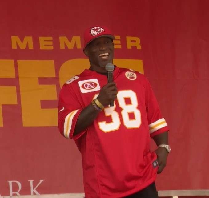 Former fullback Kimble Anders going into Chiefs Hall of Fame