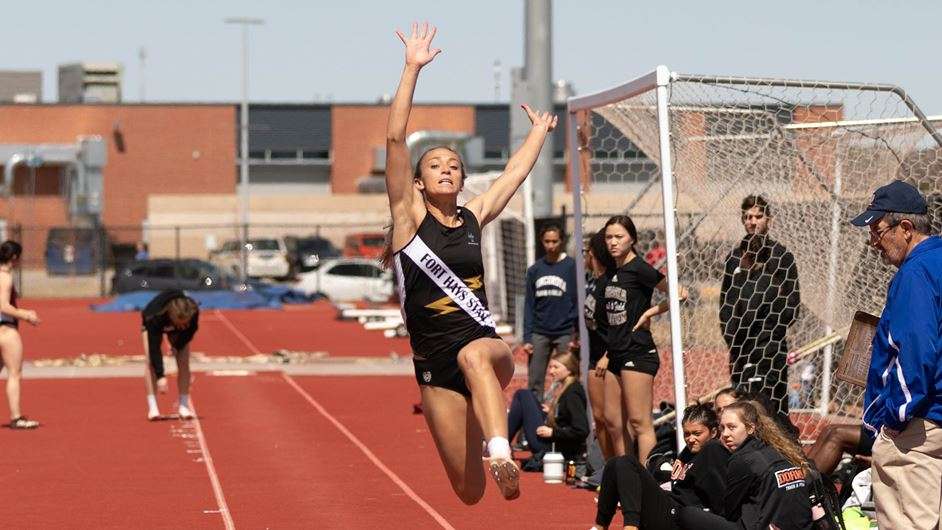 👟 Multis start at MIAA Championships