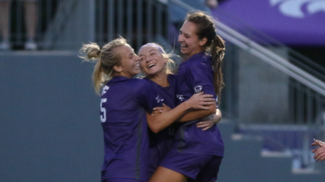 Wildcat women wrangle Rams