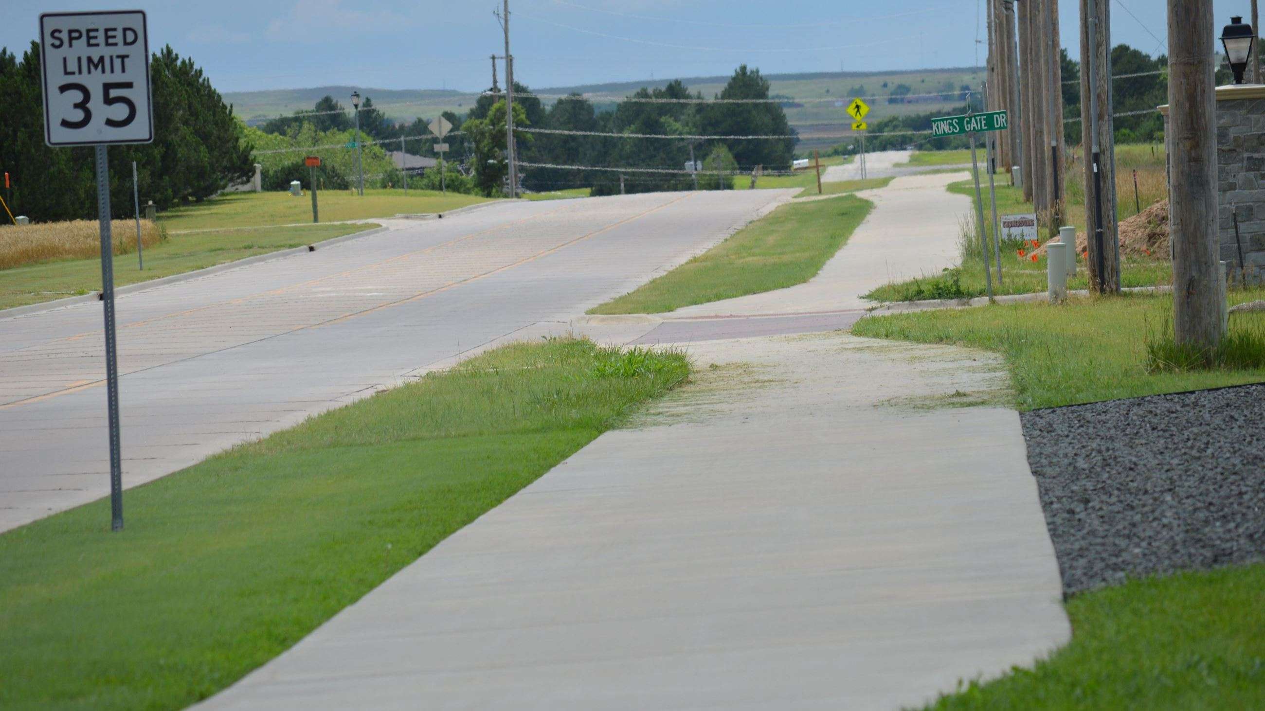 City mulling design of multi-use path across north Hays