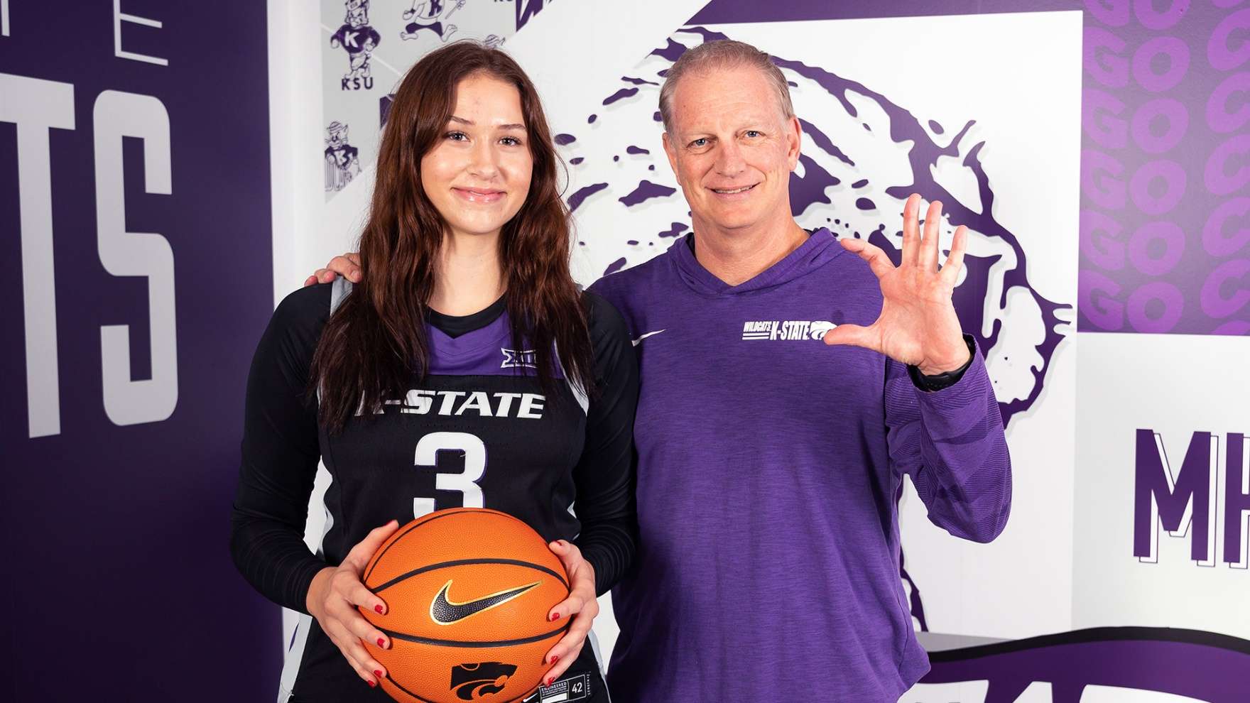 Mittie Signs Finley Ohnstad for 2024-25 Season