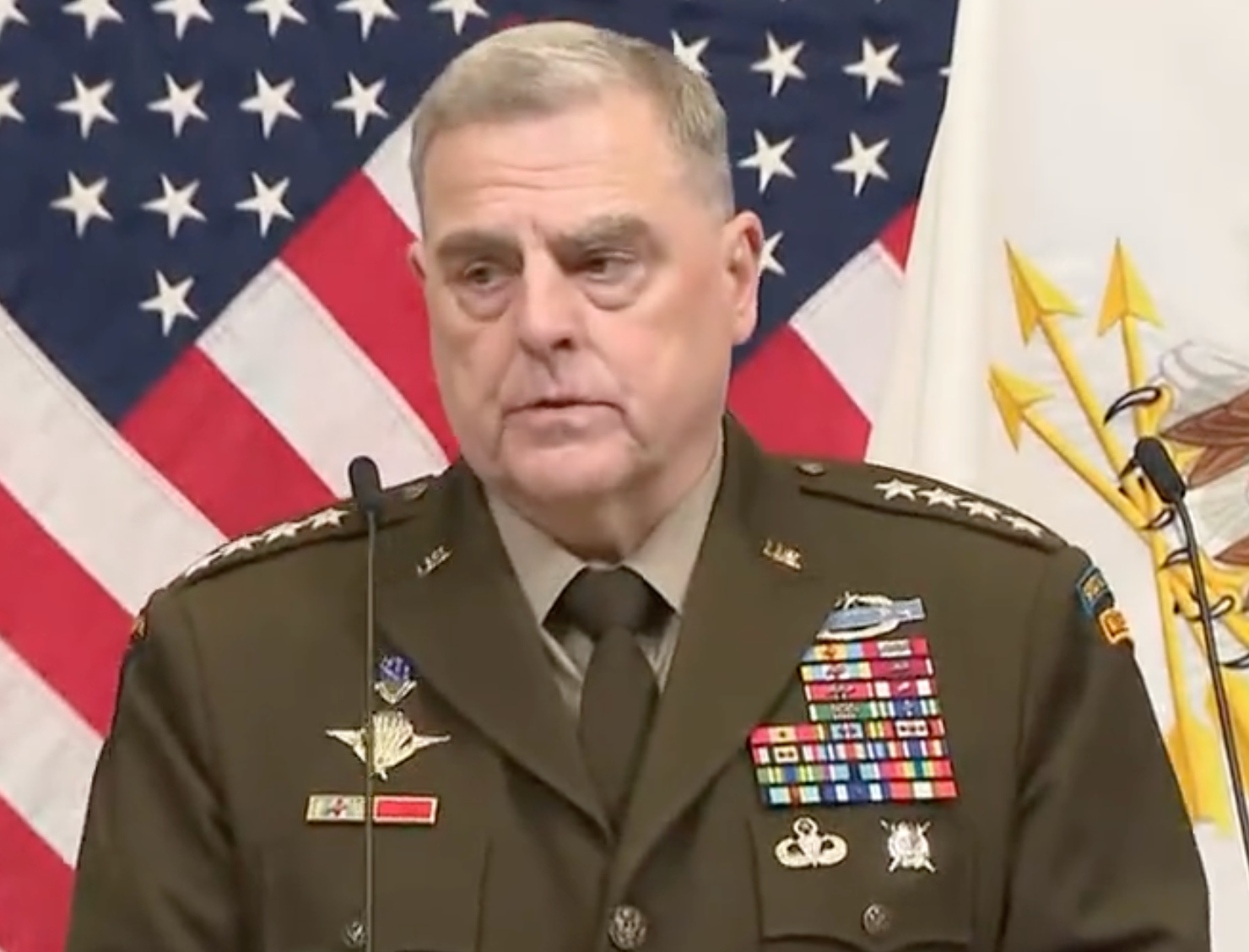 🎥US military missed Lake Huron UFO with first missile strike