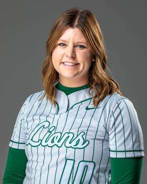 🥎 Former TMP-Marian standout named MIAA Pitcher of the Week