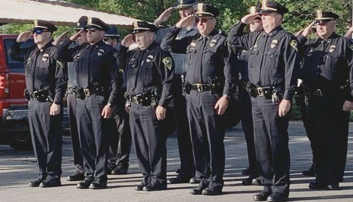 🎥Law enforcement personnel, citizens gather to remember fallen officers