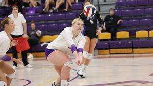 KWU Women's Volleyball goes 2-0 at Ottawa Quadrangular