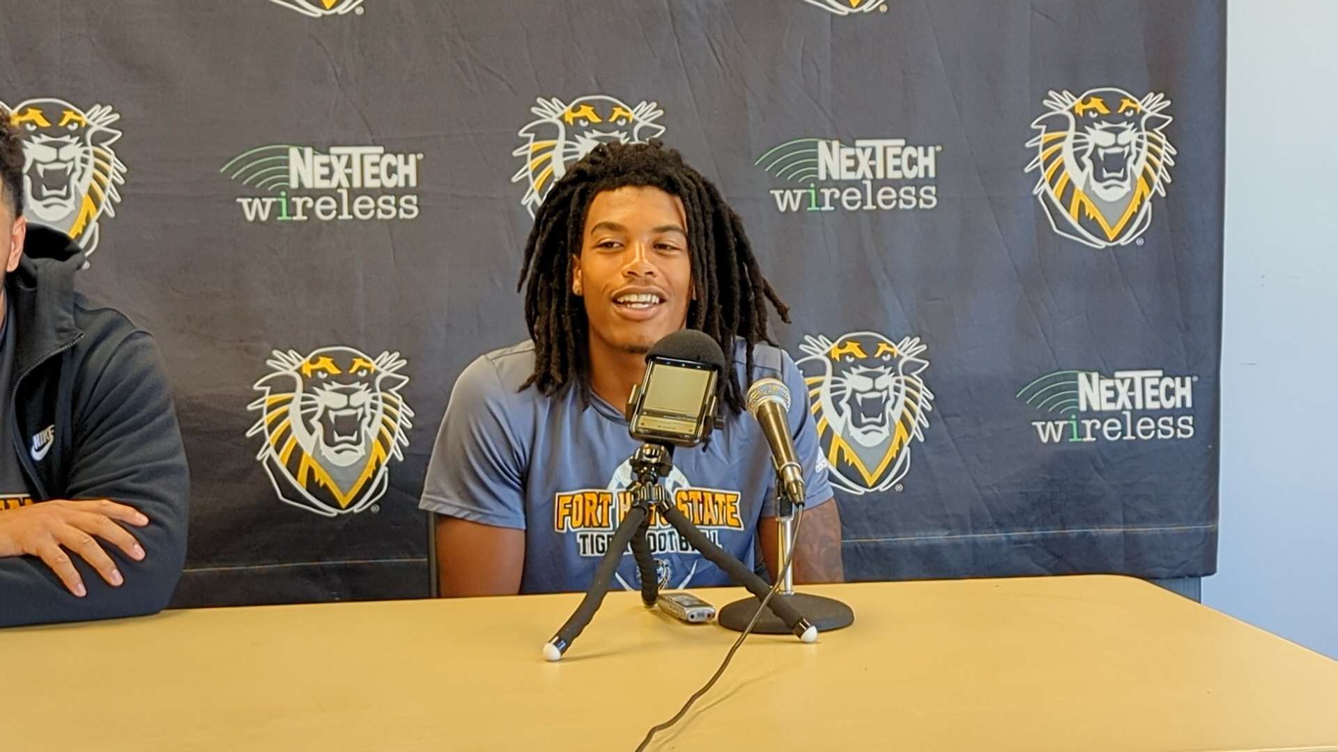 🏈📹 FHSU weekly press conference