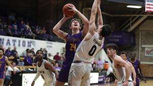 Coyote Men’s Basketball holds on, knocks off No. 6 Southwestern 96-92