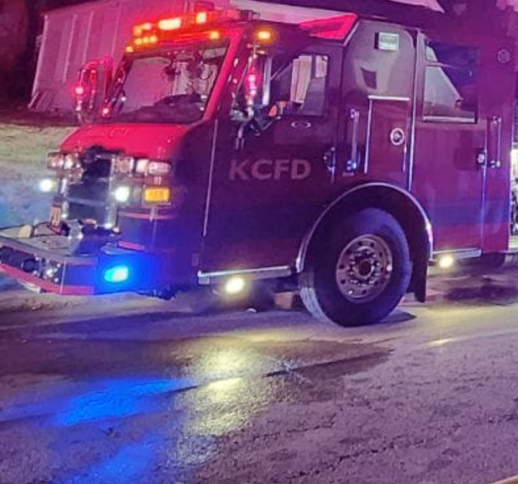 Couple rescued after 5 hours in a cave near Kansas City
