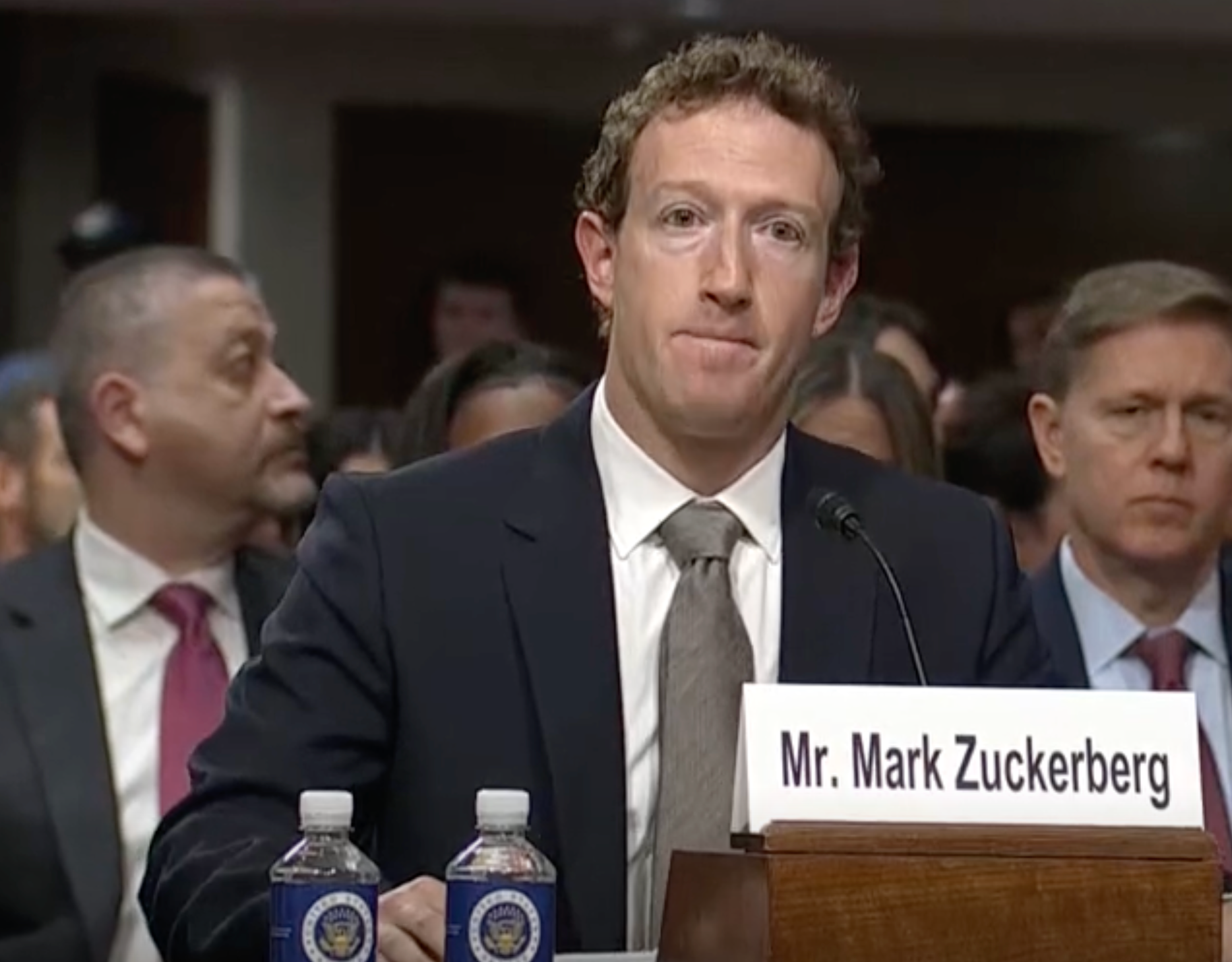 🎥 Facebook CEO apologizes to victims harmed, exploited by platform