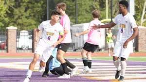 Coyote Men's Soccer dominates Avila in 6-1 victory