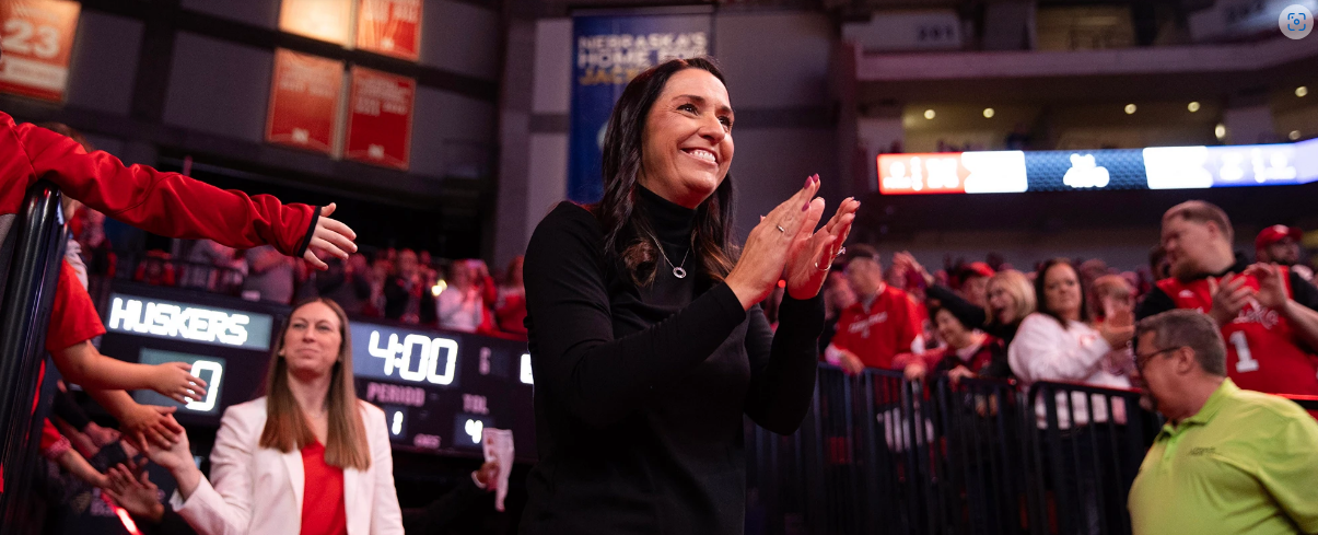 Nebraska announces extension for Amy Williams