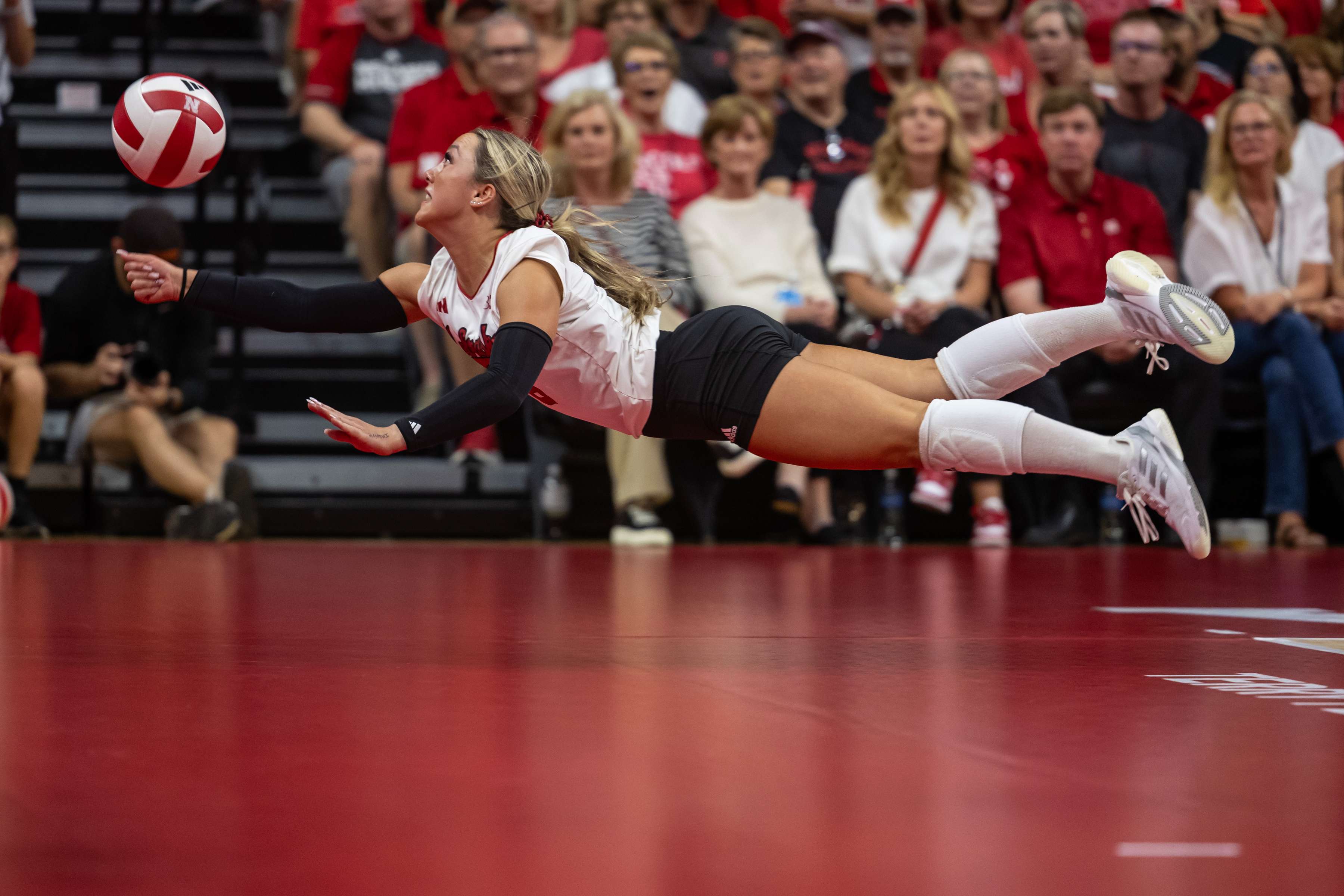 Husker Volleyball Earns No. 1 Spot on AVCA Preseason Coaches Poll