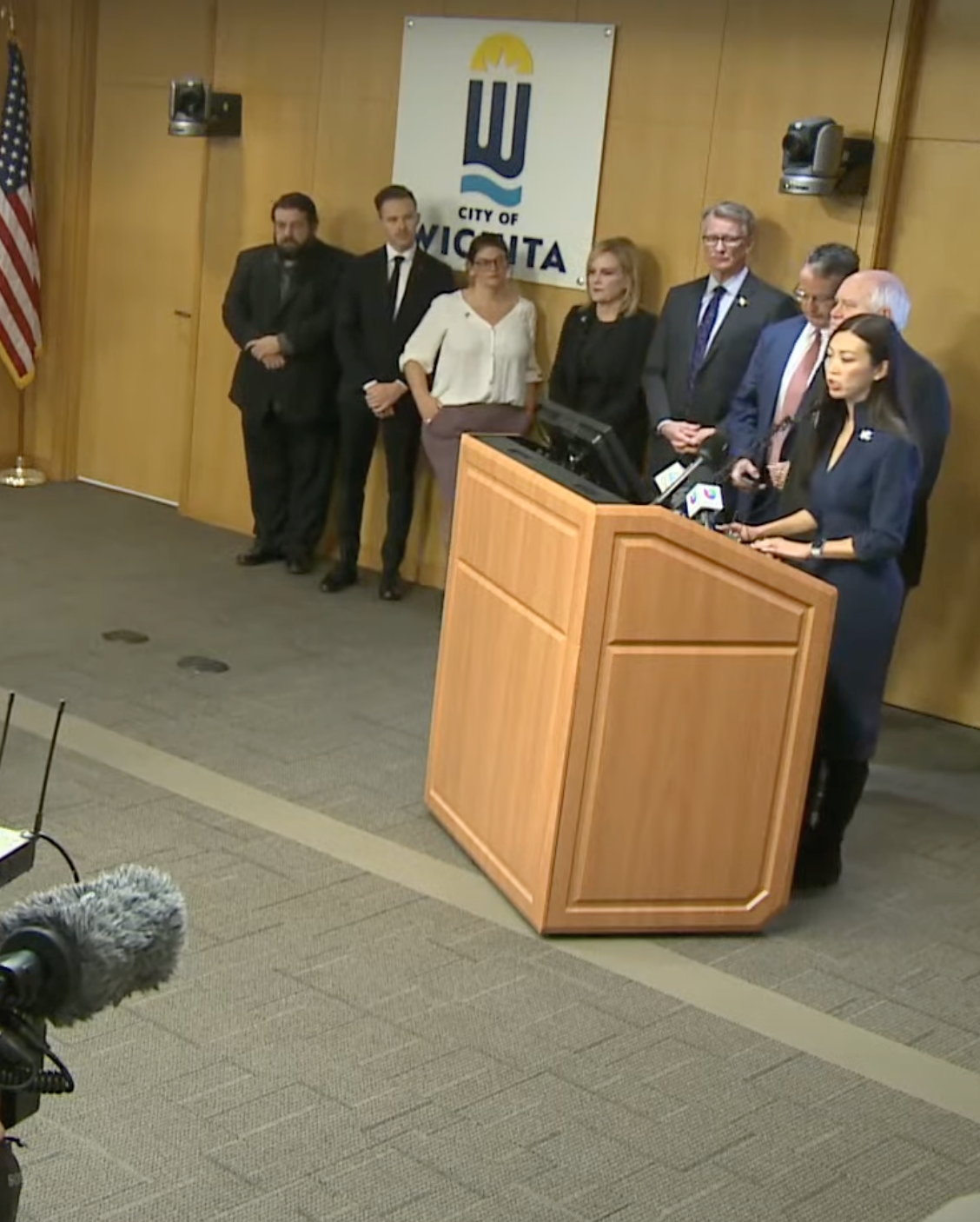 🎥Wichita mayor news conference in response to deadly airplane crash