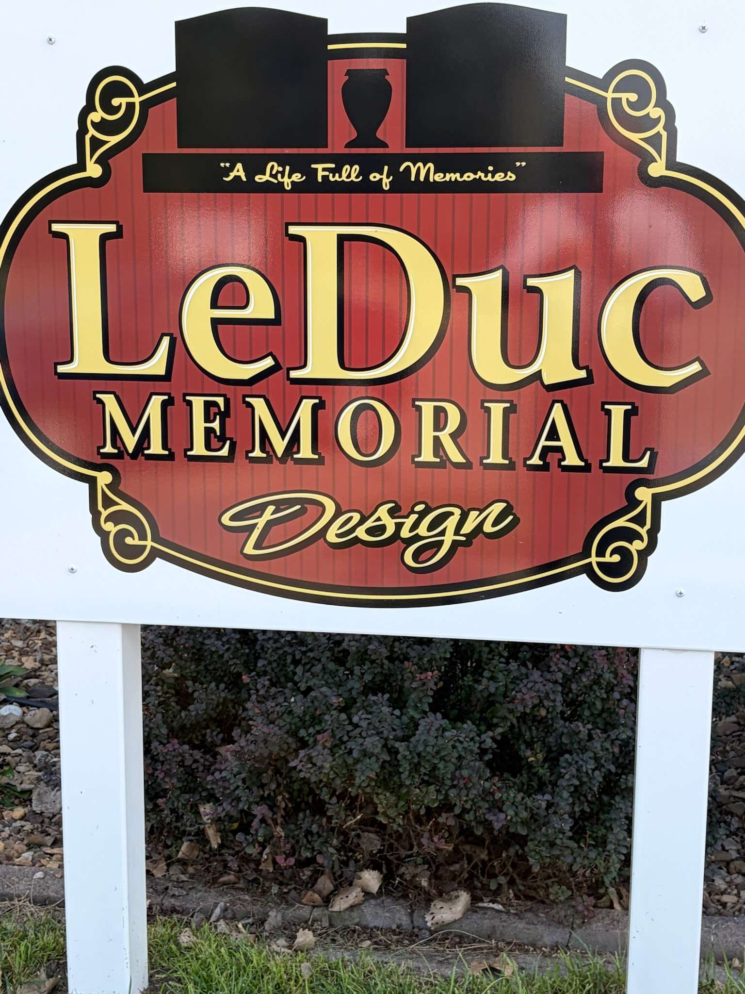 LeDuc Memorial Design honored