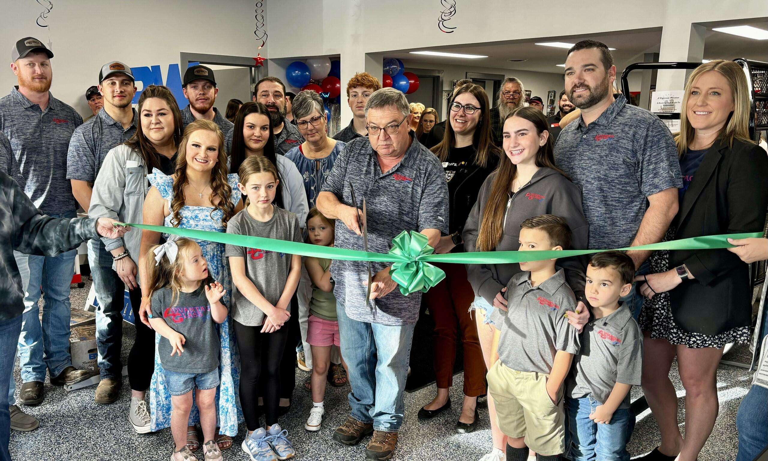 Advantage Glass Plus celebrates 32 years, grand reopening in Hays