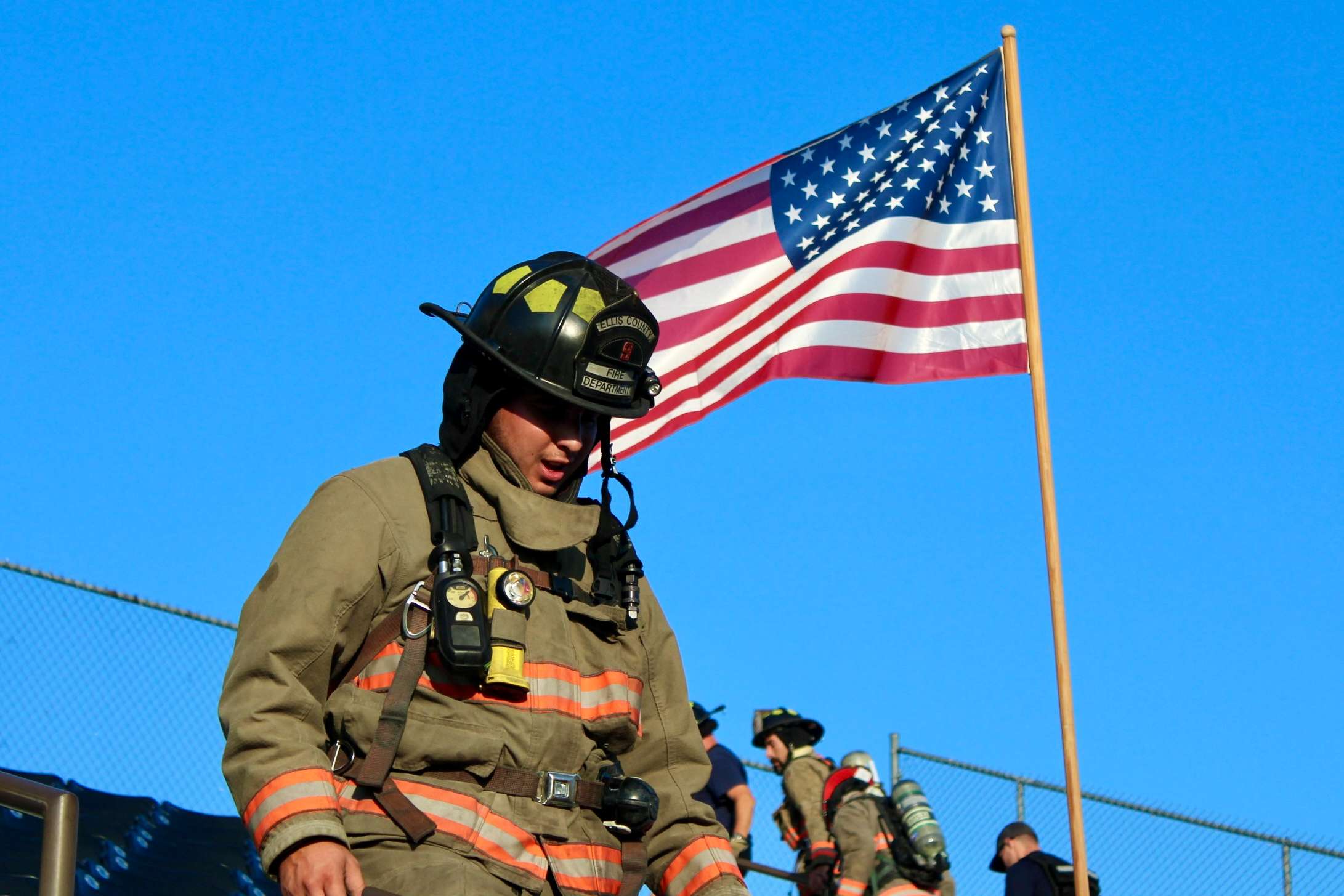 📷 Young firefighters pay tribute to 9/11 victims; FHSU Memorial Stair Climb