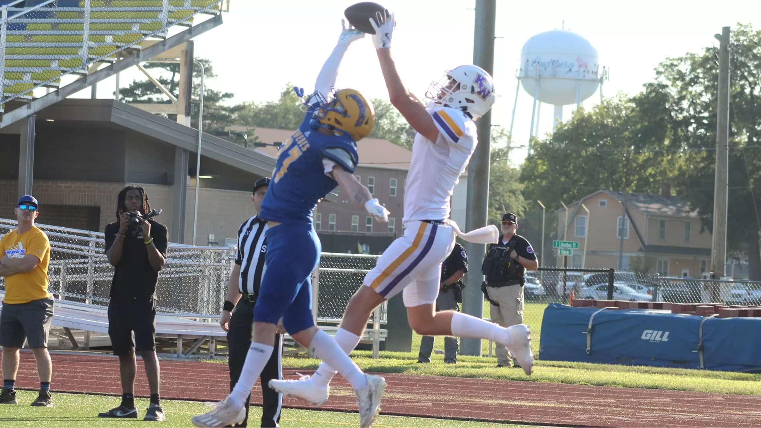🏈 Coyotes get outstanding efforts from Austad, Wilcox, Defense in 38-7 ...