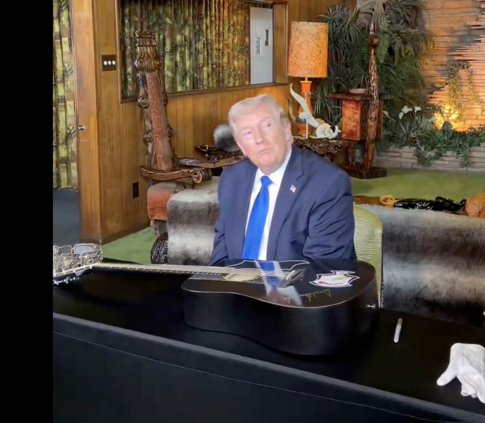 🎥President Trump's surprise tour of Elvis Presley’s Graceland