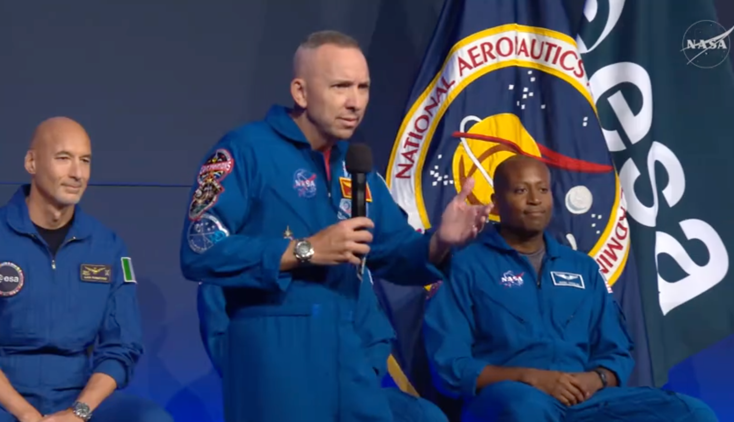 🎥Meet the crew for NASA's Artemis III mission, next step to moon landing